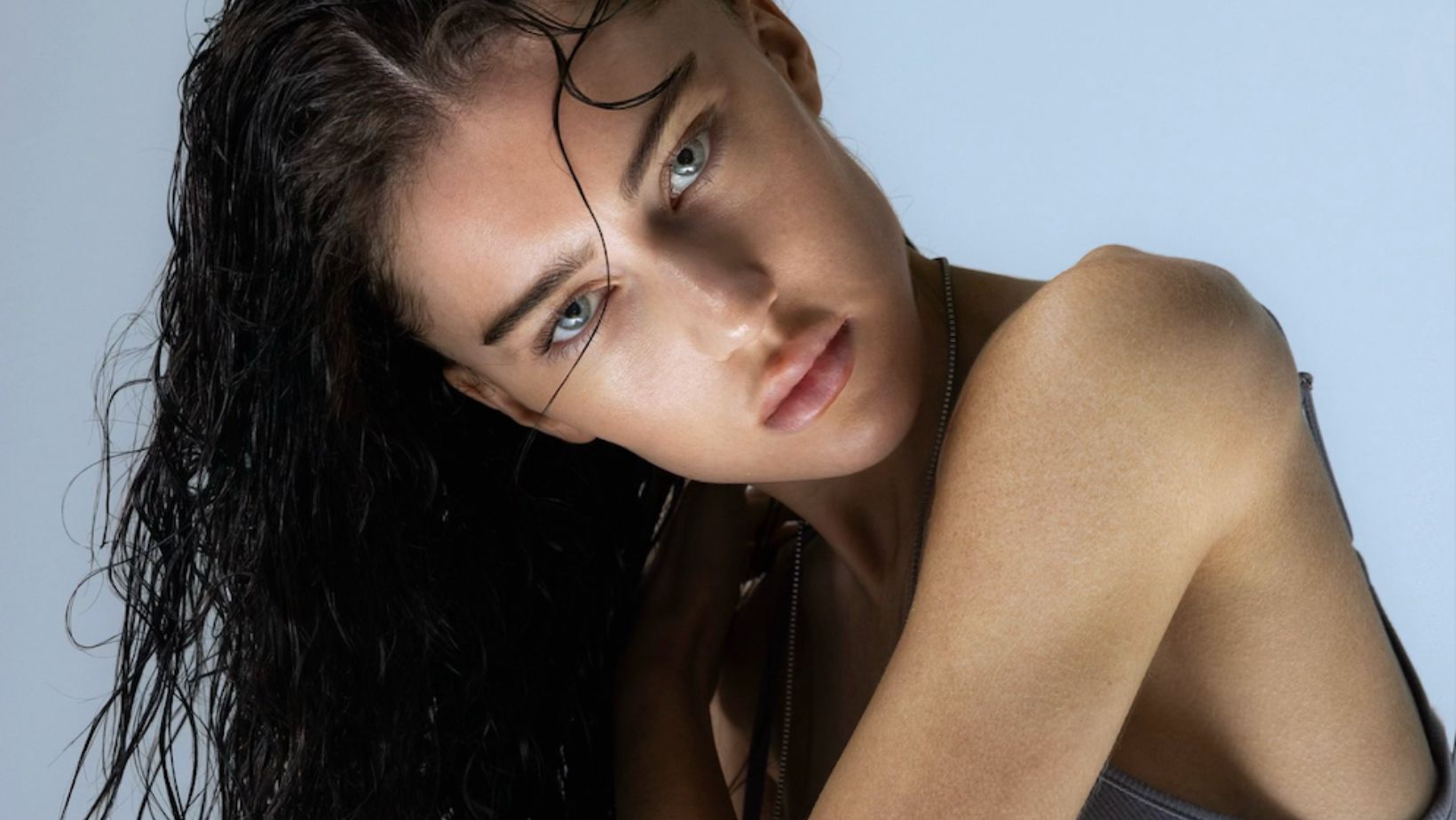 Claudia Valentina Serves Seductive Confidence on New Single “Candy”